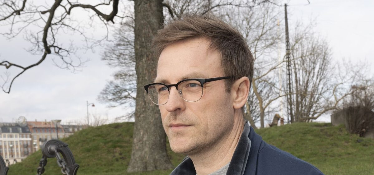 'Som sunket i jorden'-journalist Kristian Bech beder om hjælp: Vi er ...