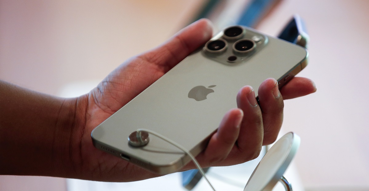 Apple: Sådan kan du få op til 4.215 kroner til iPhone 15 | Nyheder24.dk