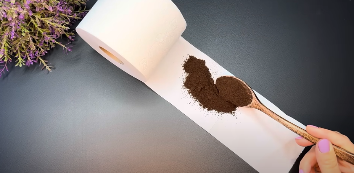 Min svigermor plejer at lægge kaffe på toiletpapir: Nu ved jeg hvorfor ...