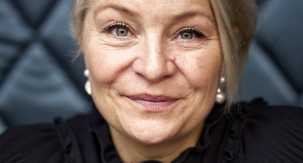 Signe Lindkvist deler sommer-billede: Overlader meget lidt til fantasien